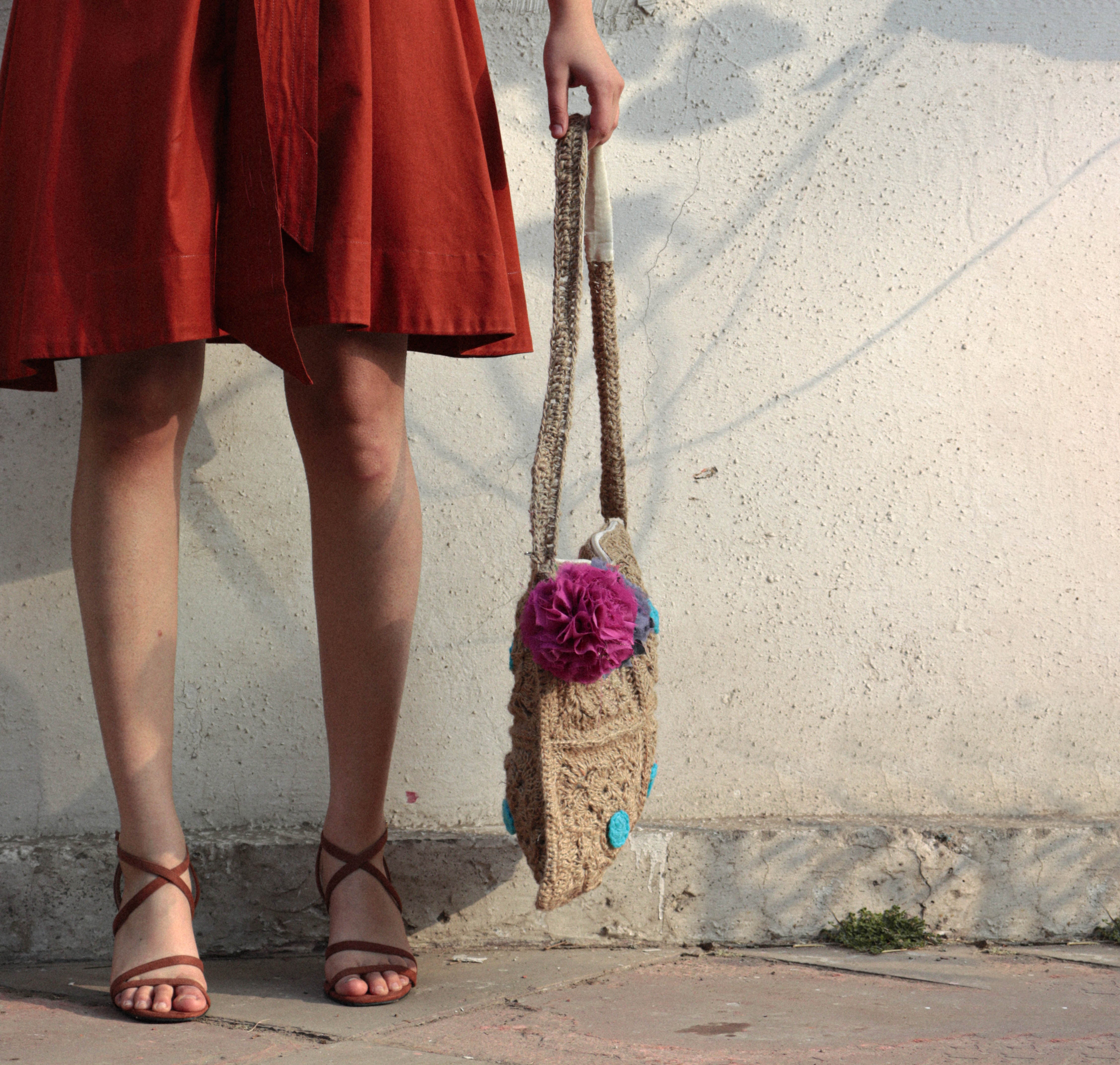 Square Crochet Sling Bag – Itihasikala